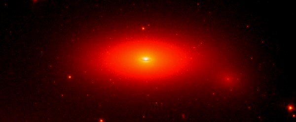 Това ли е най-голямата черна дупка? | physicstime.com